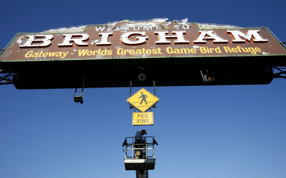 Lights on ‘Welcome to Brigham’ historic gateway finally fixed in ...